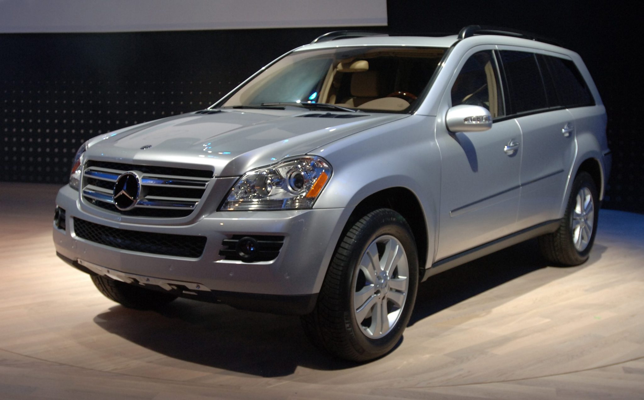 292,287 Mercedes-Benz SUVs Struck With Brake Booster Rust Recall