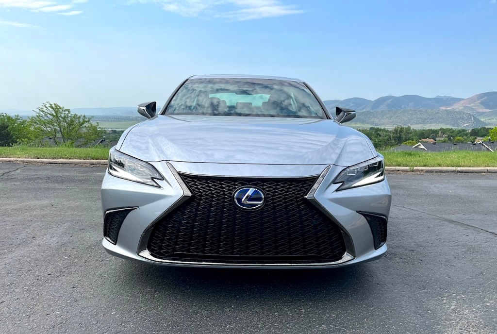 2022 Lexus ES300h F Sport Review: A Four-Wheeled Guilty Pleasure