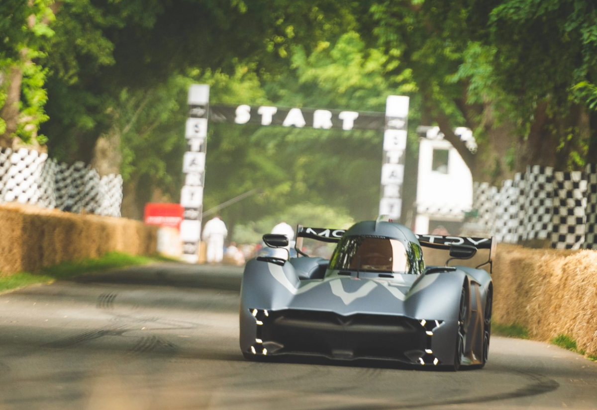 Street Version McMurtry Speirling Fan Car That Broke Goodwood Hill ...