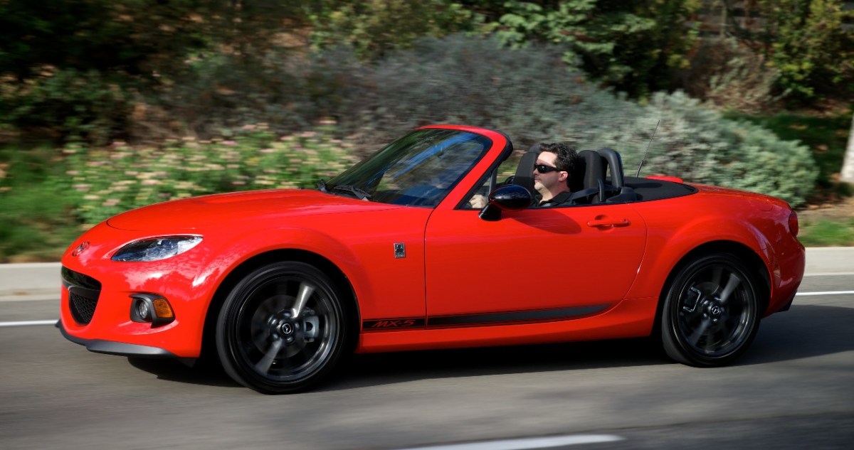 The Mazda MX-5 Miata Is the Sporty Roadster Built for All Drives: Which ...