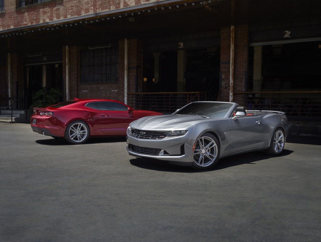 A Sports Car and a Muscle Car: What's the Difference?