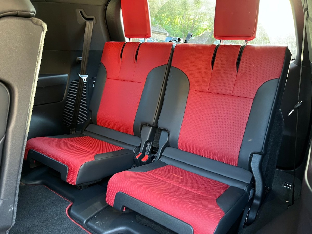 4 Pros and 4 Cons of the Redesigned 2022 Lexus LX 600