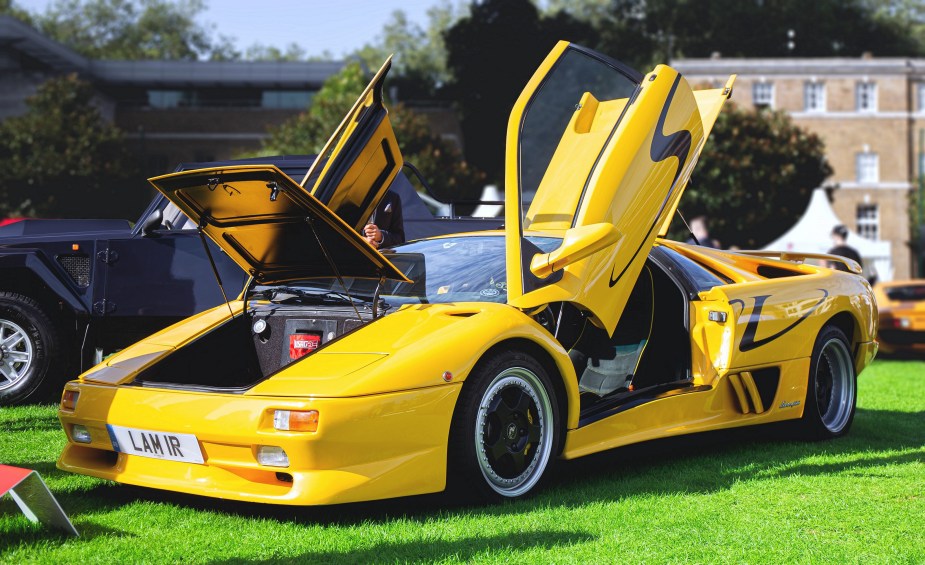 Holy Bull: 1998 Lamborghini Diablo SV Fails to Sell at $435,000