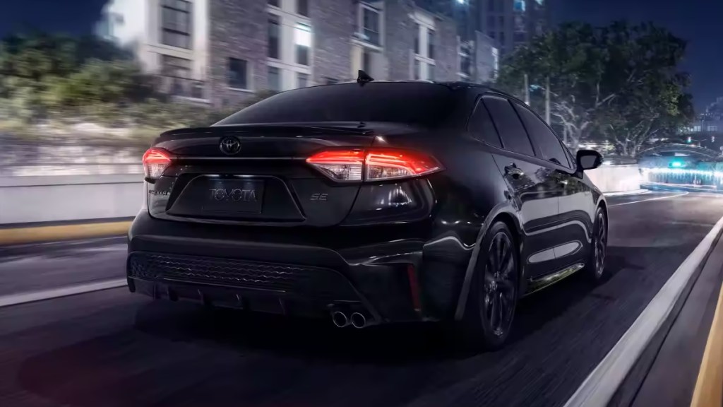 2023 Toyota Corolla vs. 2023 Honda Civic: Compact Car Competition!