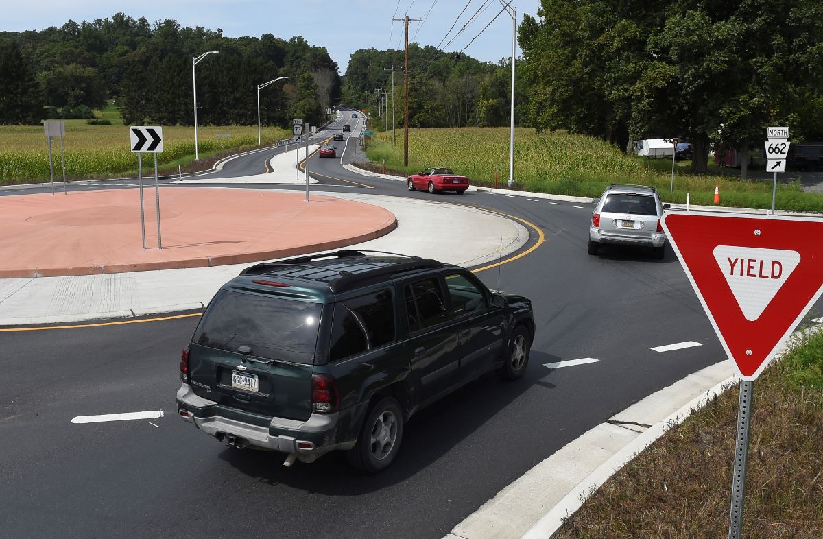 Are You Scared to Drive on Roundabouts? — Try These Tips - MotorBiscuit