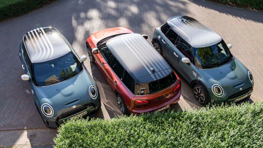 The Mini Multitone Edition Lets Drivers Customize Their Mini Roofs