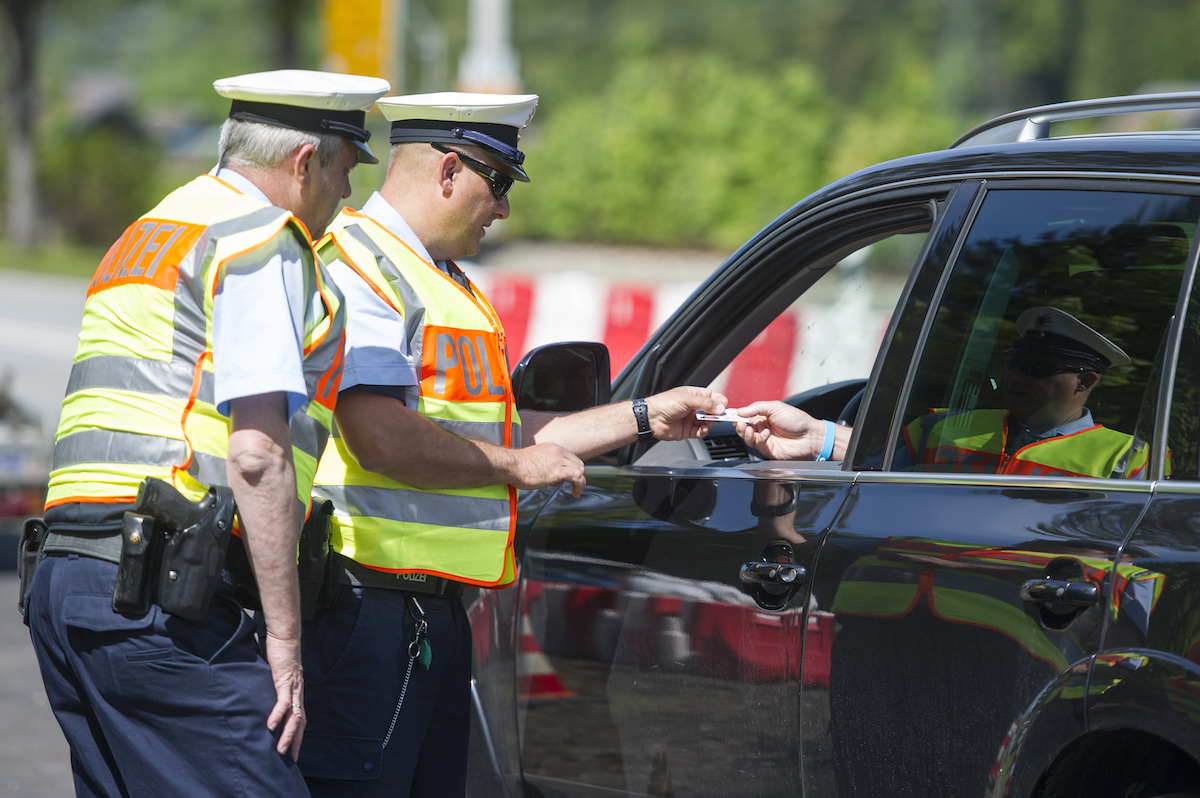 How Do Police Know You Don't Have Insurance?