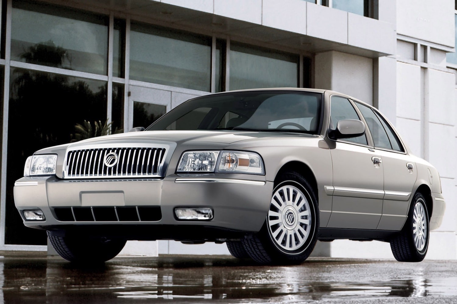 4 Reliable Used Luxury Cars That Cost Less Than 10k According To Forbes