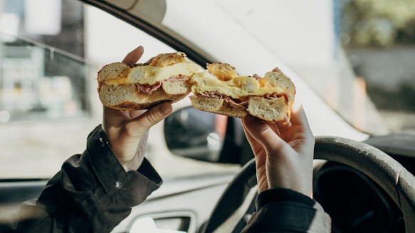 How to Eat Food in a Car Without Making a Mess