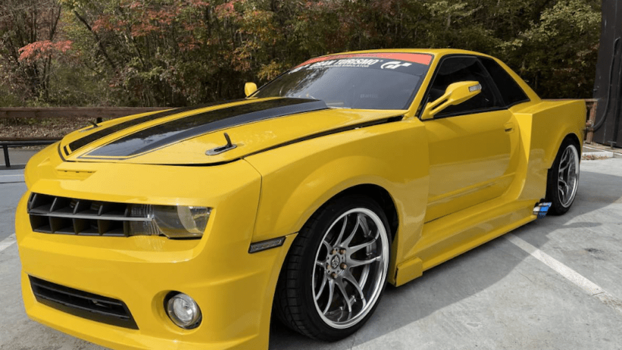 Someone Thought Turning a Nissan Skyline Into a 2013 Camaro Was One ...