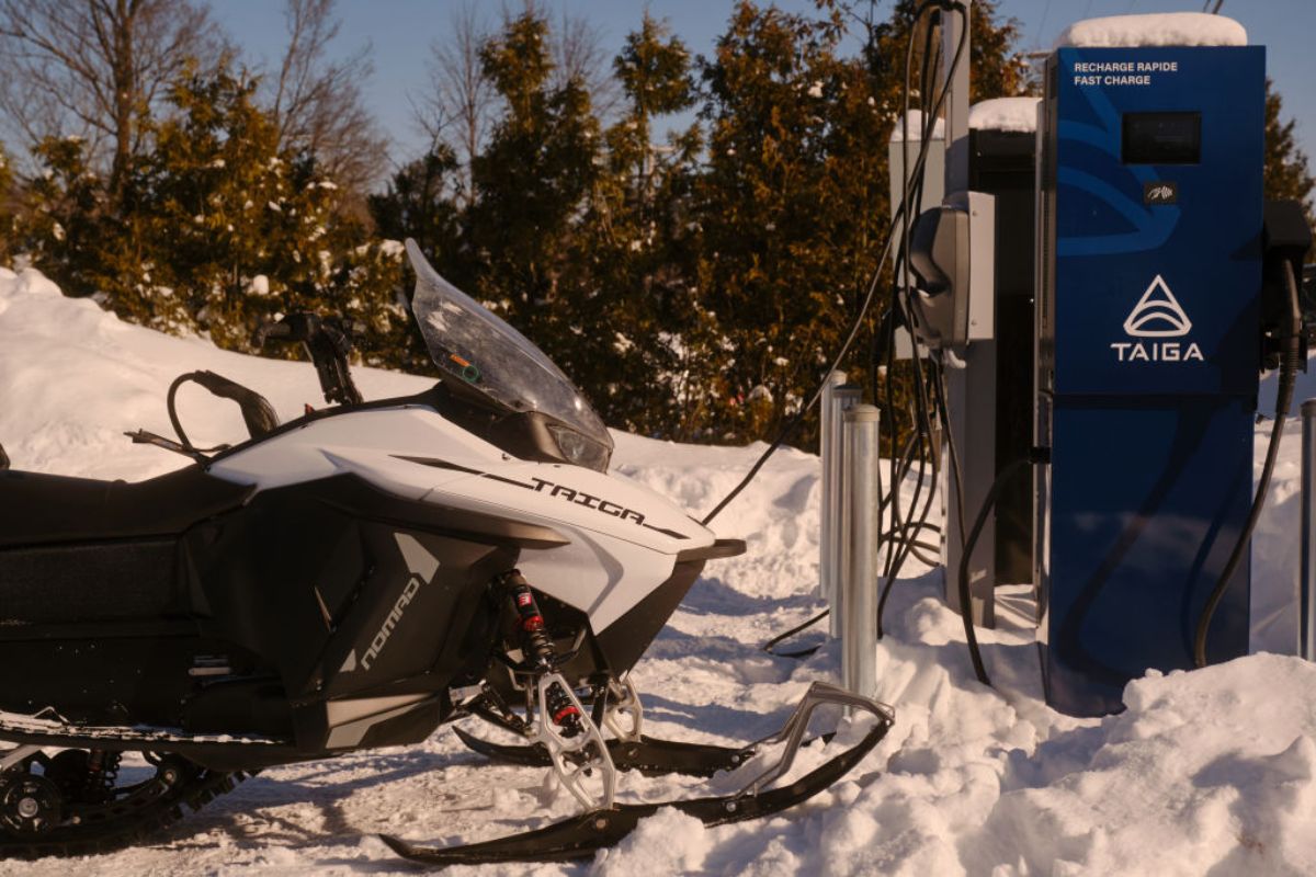 3 Advantages Electric Snowmobiles Have Over Gas-Powered Sleds