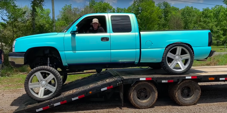 Are Squatted Pickup Trucks Actually Legal?