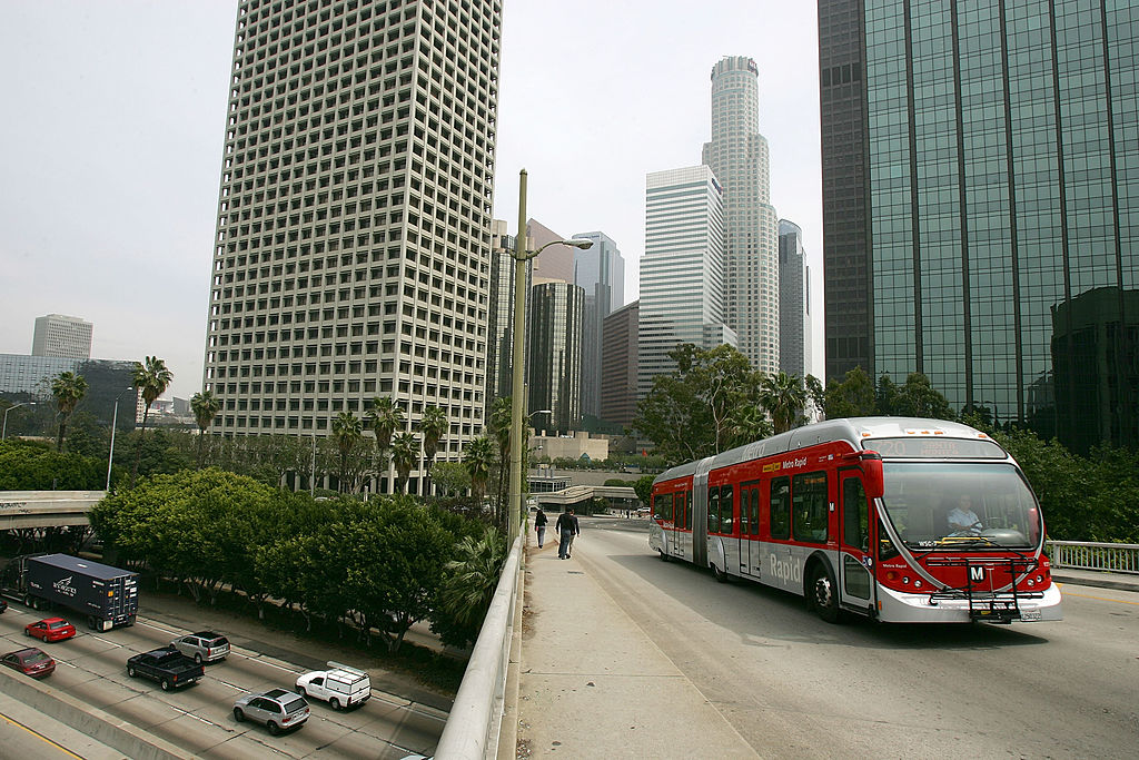Own a 2010 or Older Big Rig or Bus In California? It's Now Banned ...