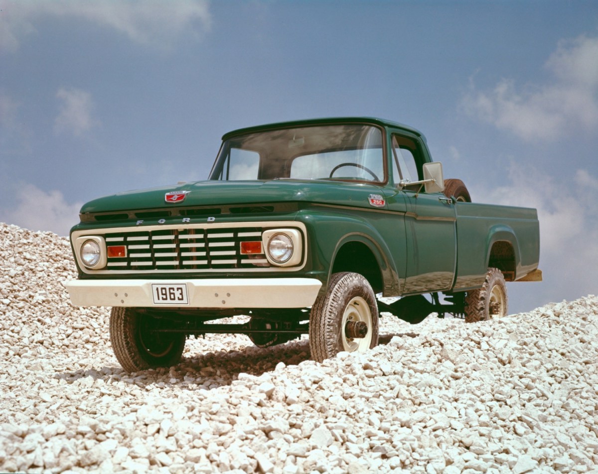The Ford Heritage Vault Has Vintage Pickup Truck Images for Free ...
