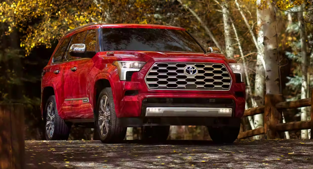 Only 1 Full-Size Toyota SUV Is a Standard Hybrid - MotorBiscuit