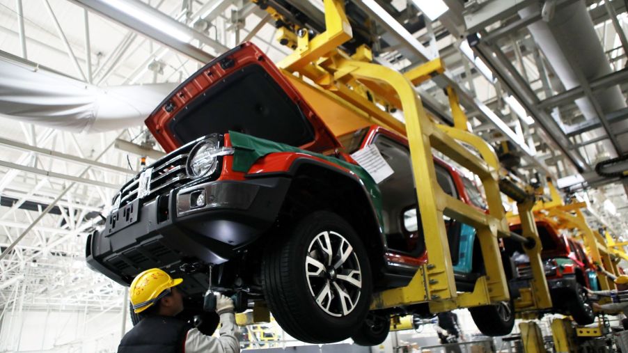 How Does a Transfer Case Work in a Part-Time Four-Wheel Drive (4WD ...