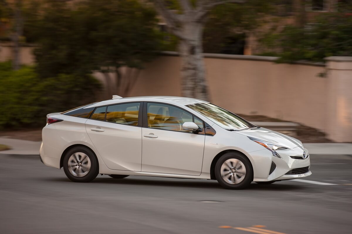 3 Things to Know Before Buying a 2017 Toyota Prius