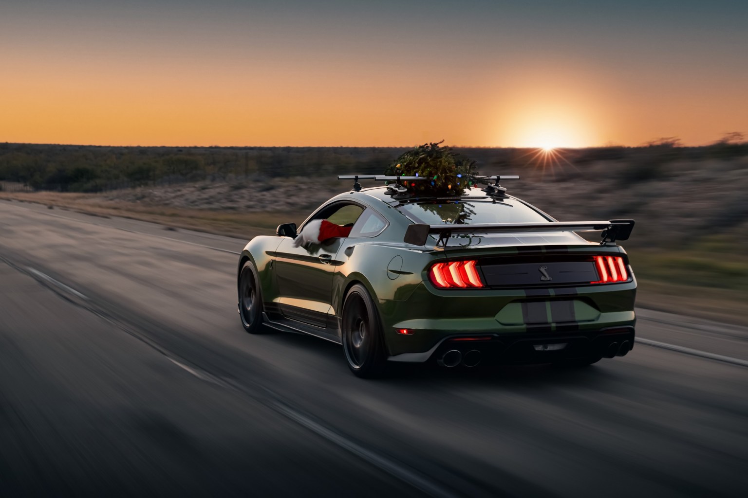Hennessey Mustang Shelby GT500 Broke a Speed Record With One Really ...