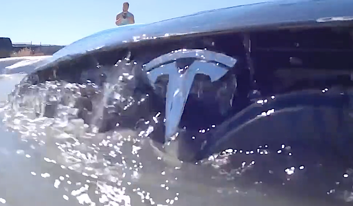 Watch: Tesla Model S Plaid Drives Underwater and Makes It, But...