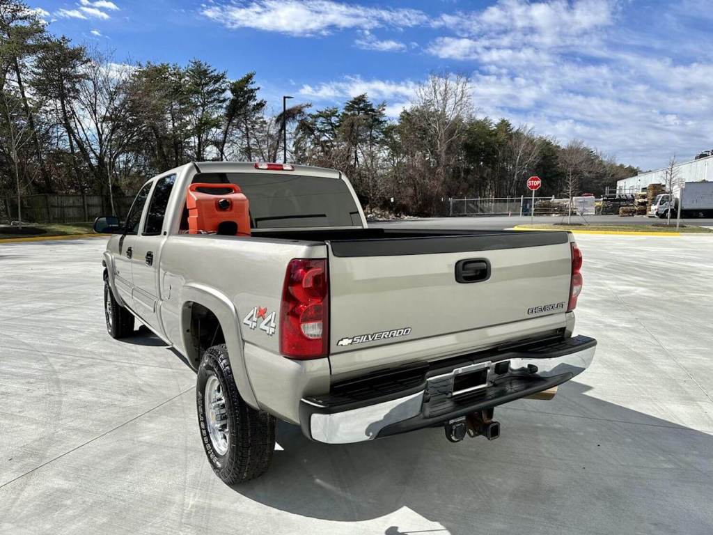 Do These Pickup Trucks Prove GMT800 Chevy Silverados and GMCs are ...