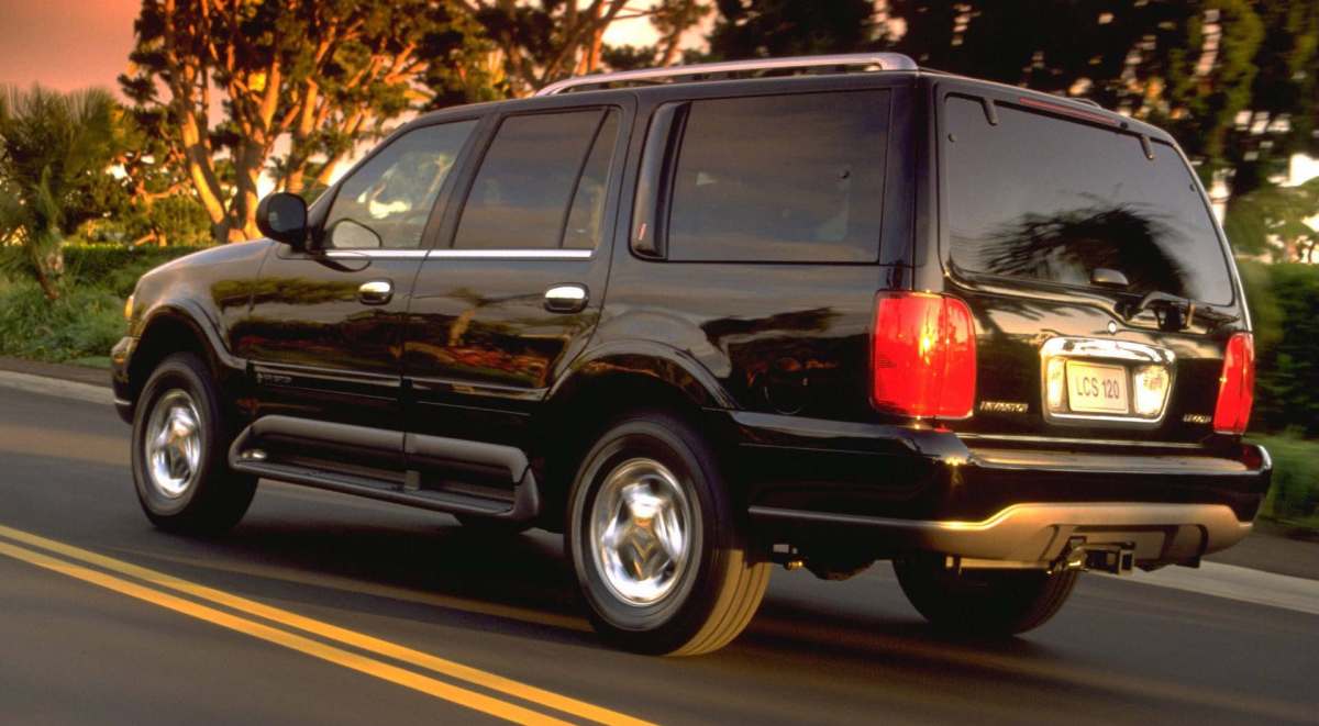 3 Worst Used Lincoln Navigator Model Years
