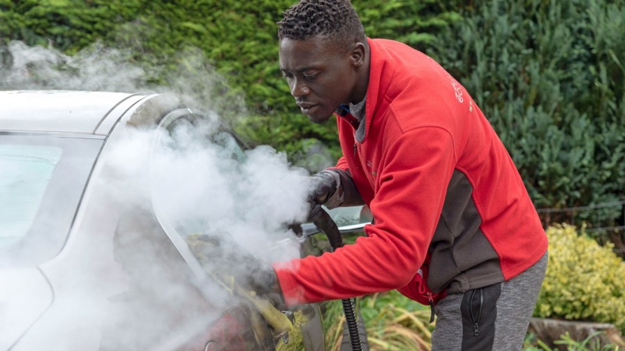 What to Look for When Hiring a Professional Detailer