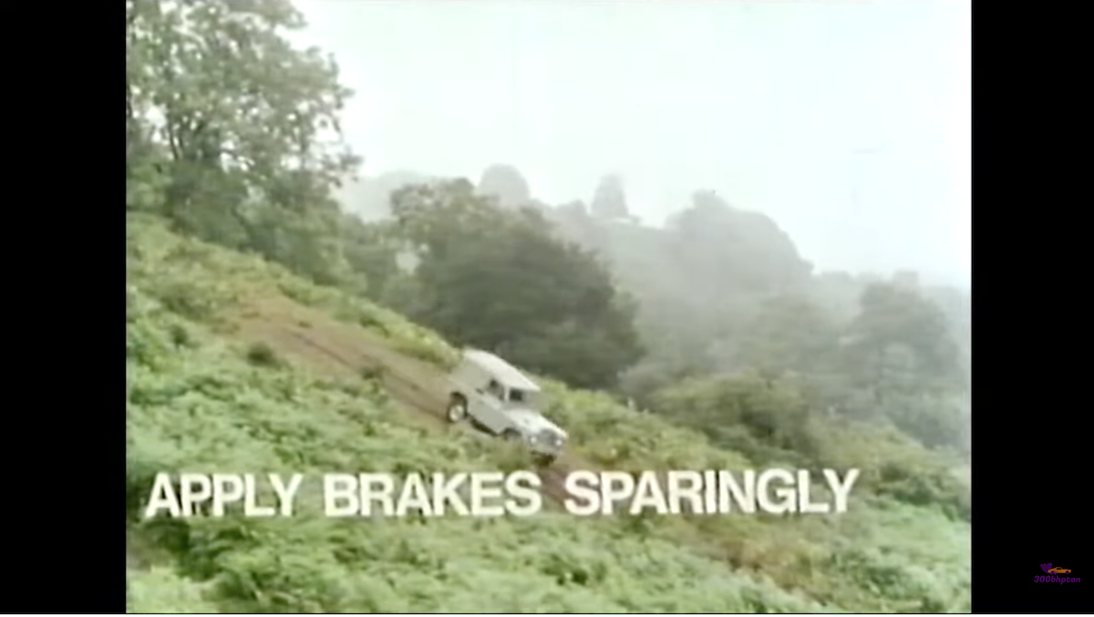 Learn How to Off-Road From This Vintage 4x4 Land Rover Video