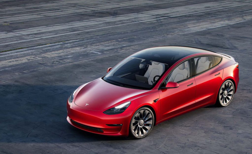 The 2 Cheapest Tesla Models Continue to Be Consumer Favorites