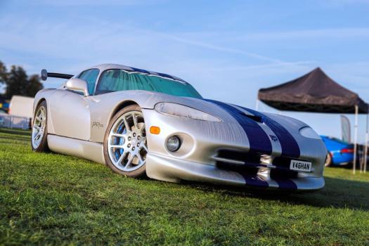 An Unwanted Cost of $1.50 Left the First-Generation Dodge Viper With ...
