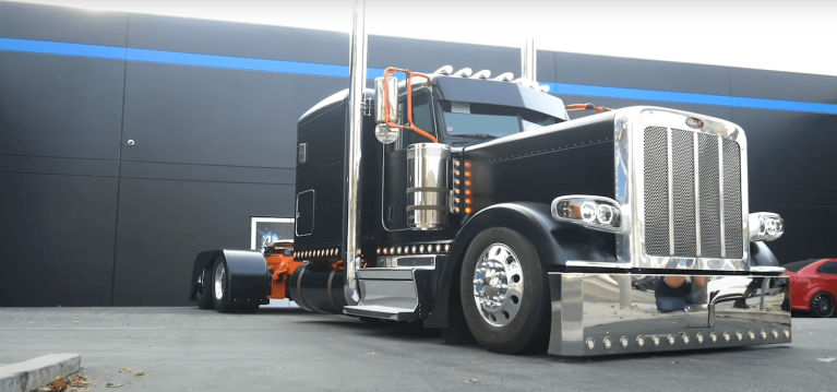Why do Semi-Trucks Have So Much Custom Chrome?