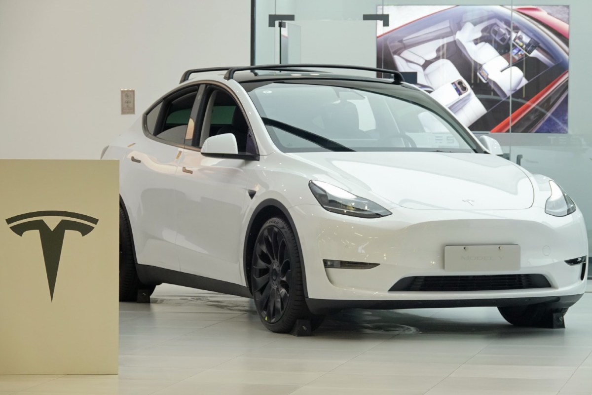 Tesla Claims 1 of Its Cheapest Vehicles Is the Most Efficient SUV Ever ...