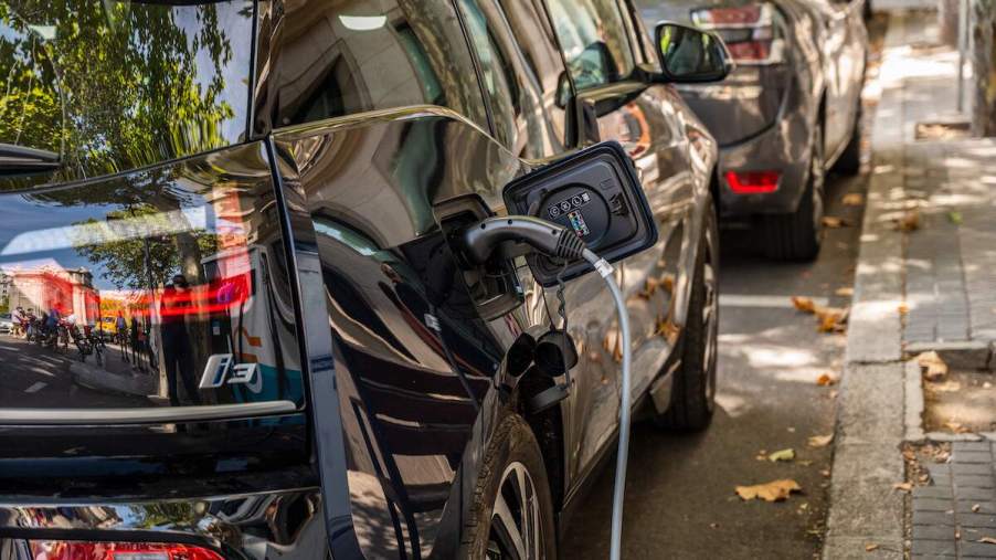 Will Electric Cars Destroy America's Crumbling Roads and Bridges?