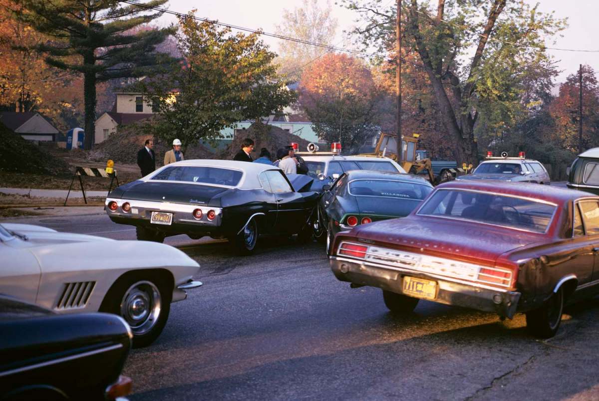 Is It Actually Legal to Cruise Along in the Left Lane of the Highway ...