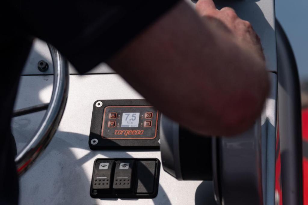 Meet the 8,000 HP V8 Hemi-Powered Boat Known as 'Problem Child'