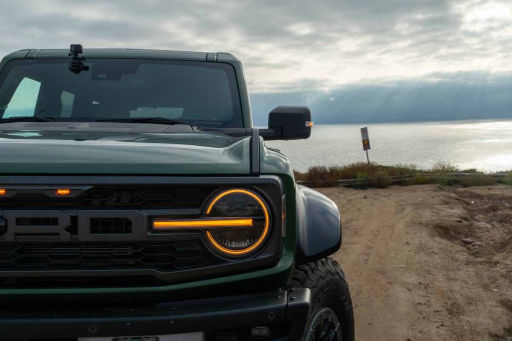 Ford Bronco Raptor Gets 16 MPG, and Here's Why That's Actually Impressive