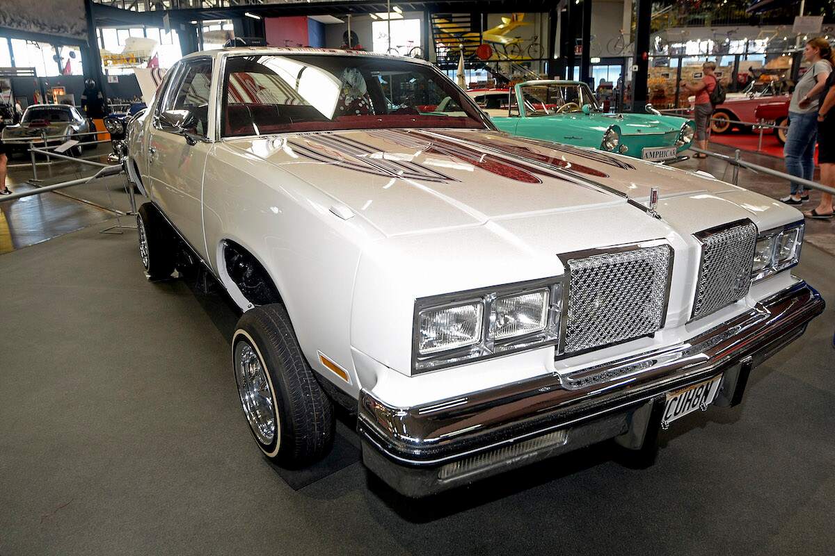 6 of the Most Popular but Worst-Made Cars in Automotive History