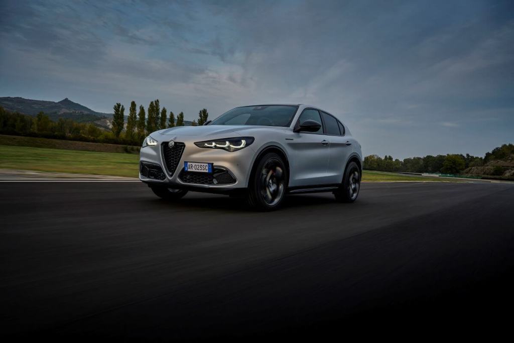 How Much Does a Fully Loaded 2024 Alfa Romeo Stelvio Cost?