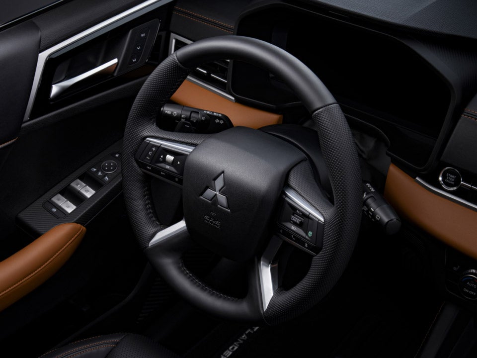 2023 Mitsubishi Outlander PHEV Review: Don't Sleep on This SUV