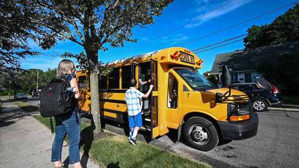 Here is Every State's Exceptions for Passing a Stopped School Bus