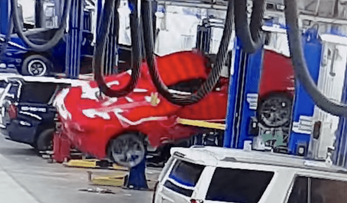 Watch: New Corvettes Keep Falling Off Dealership Lifts