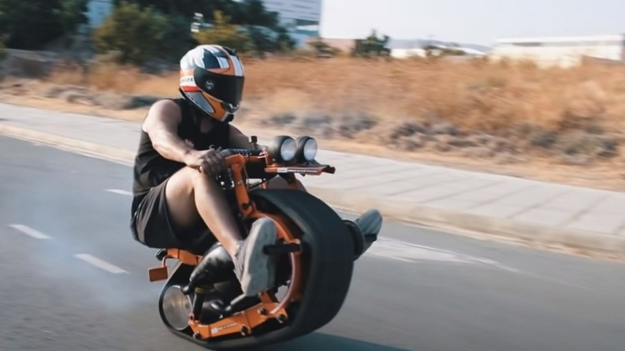 Could 'Monotrack' Bikes Replace Motorcycles?