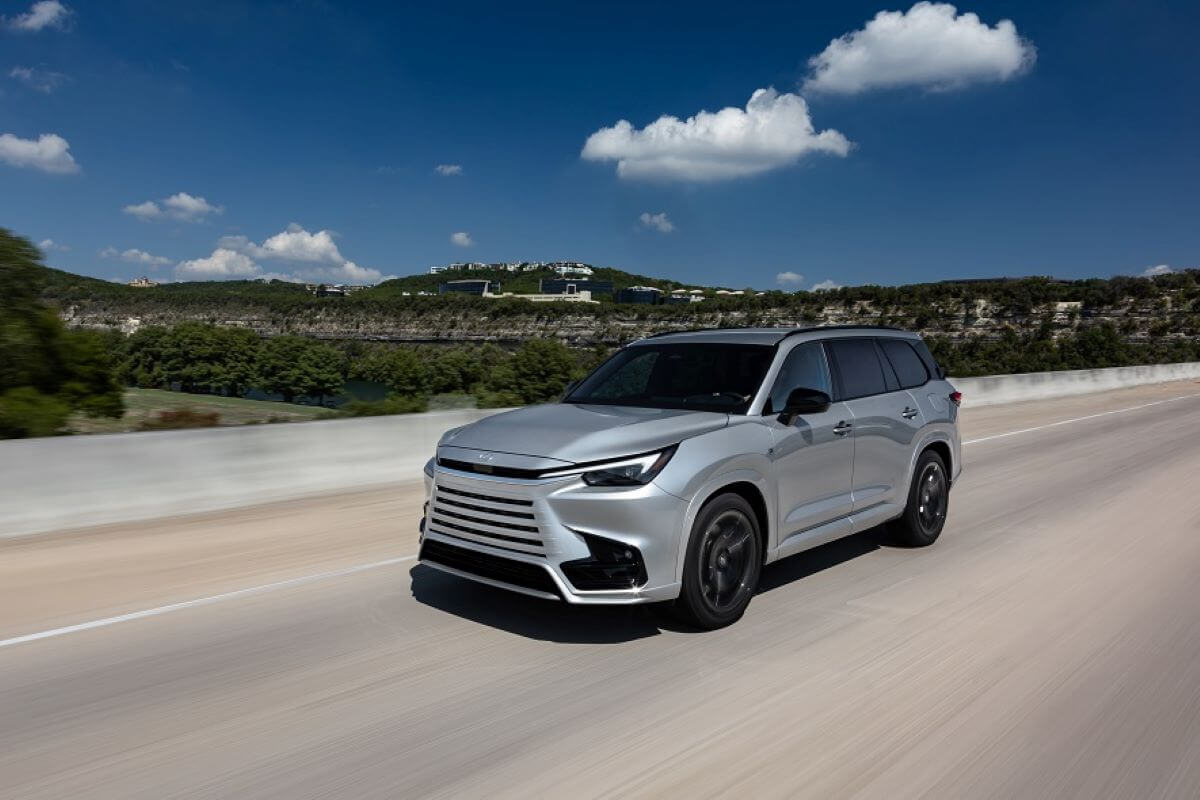 How Much Does a Fully Loaded 2024 Lexus TX Hybrid Cost?