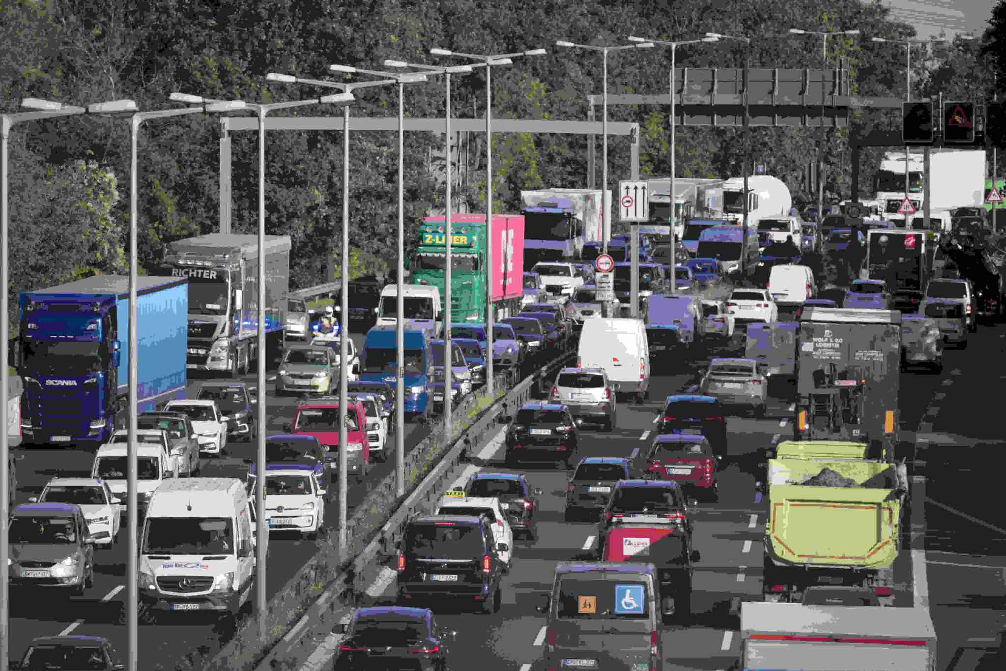 Top 5 Reddit Car Communities for You to Burn Hours of Free Time