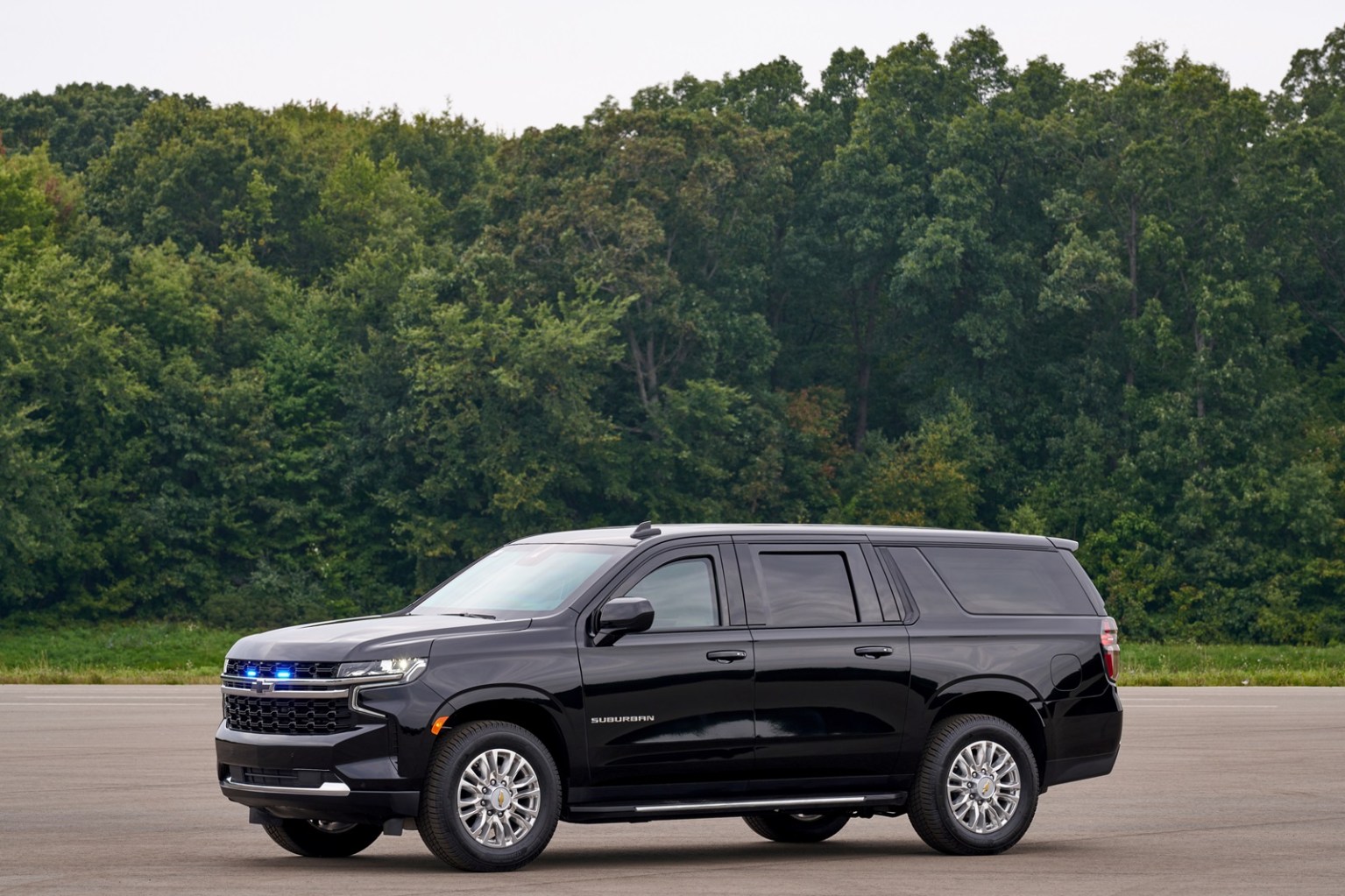 The Chevy Suburban HD Lives on for Government Employees