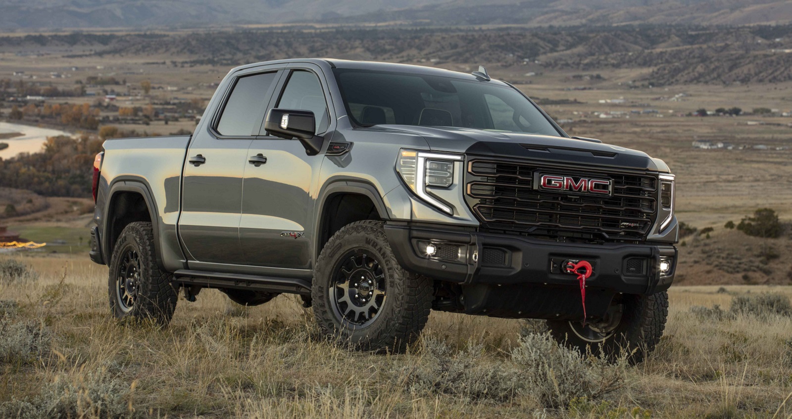 1 Pickup is Both the Least and Most Efficient New Half-Ton Diesel Truck