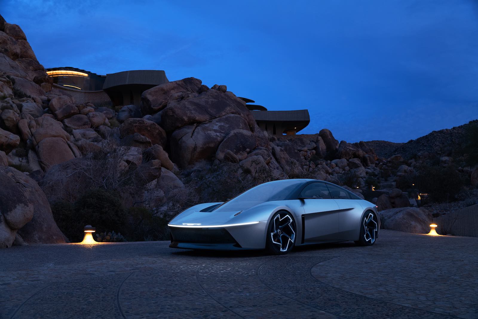 The Chrysler ME-412 Walked So the Halcyon Could Fly