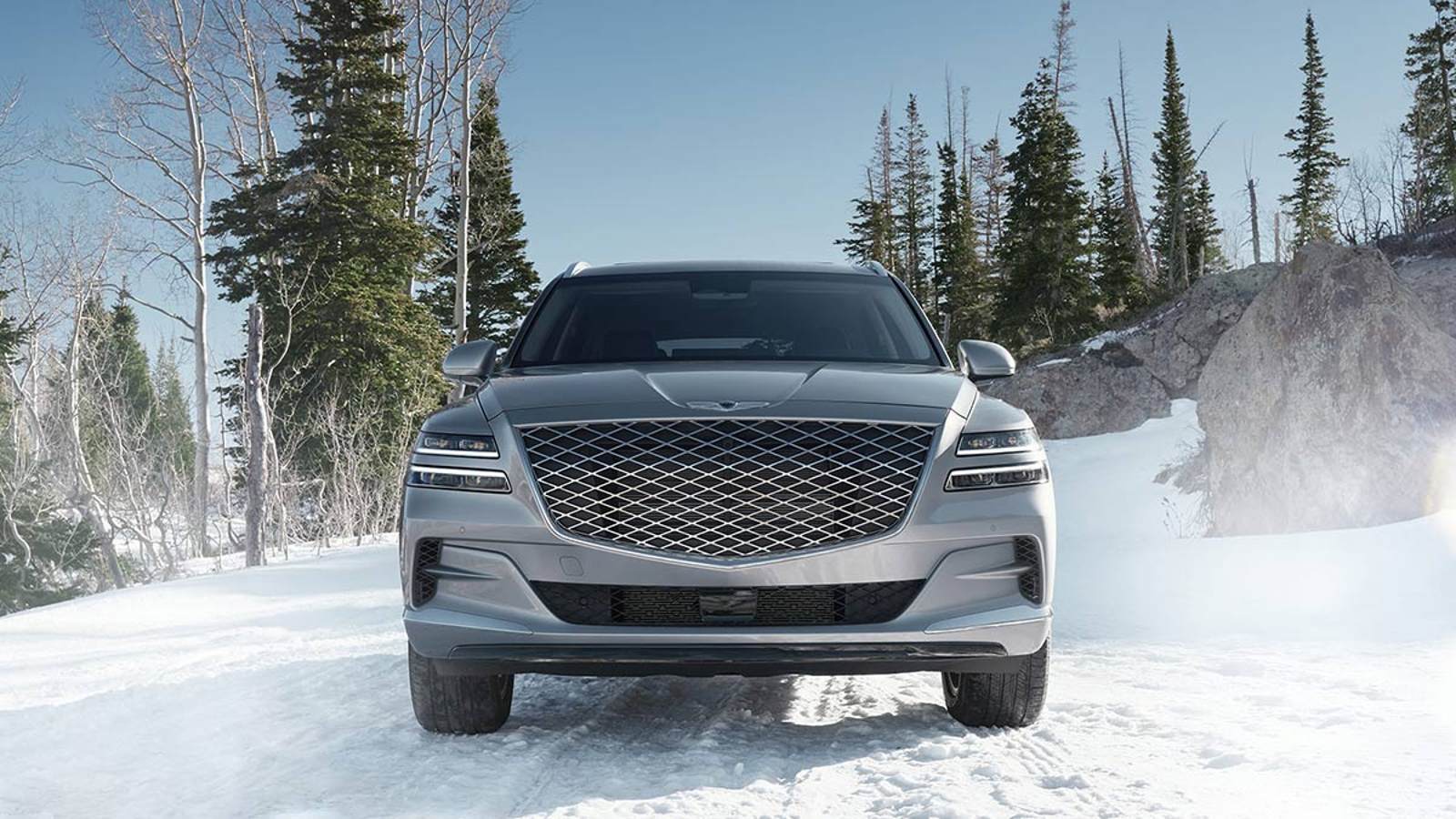 2 out of 3 Experts Crown 1 Model as the Best Midsize Luxury SUV ...