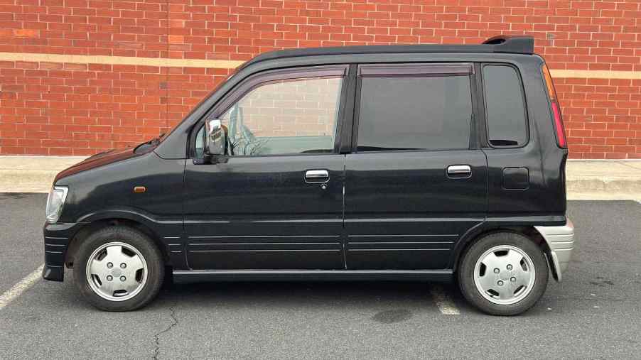 1997 Daihatsu 'Aerodown' Custom Van is an (Almost) Life-Size Hot Wheels Car