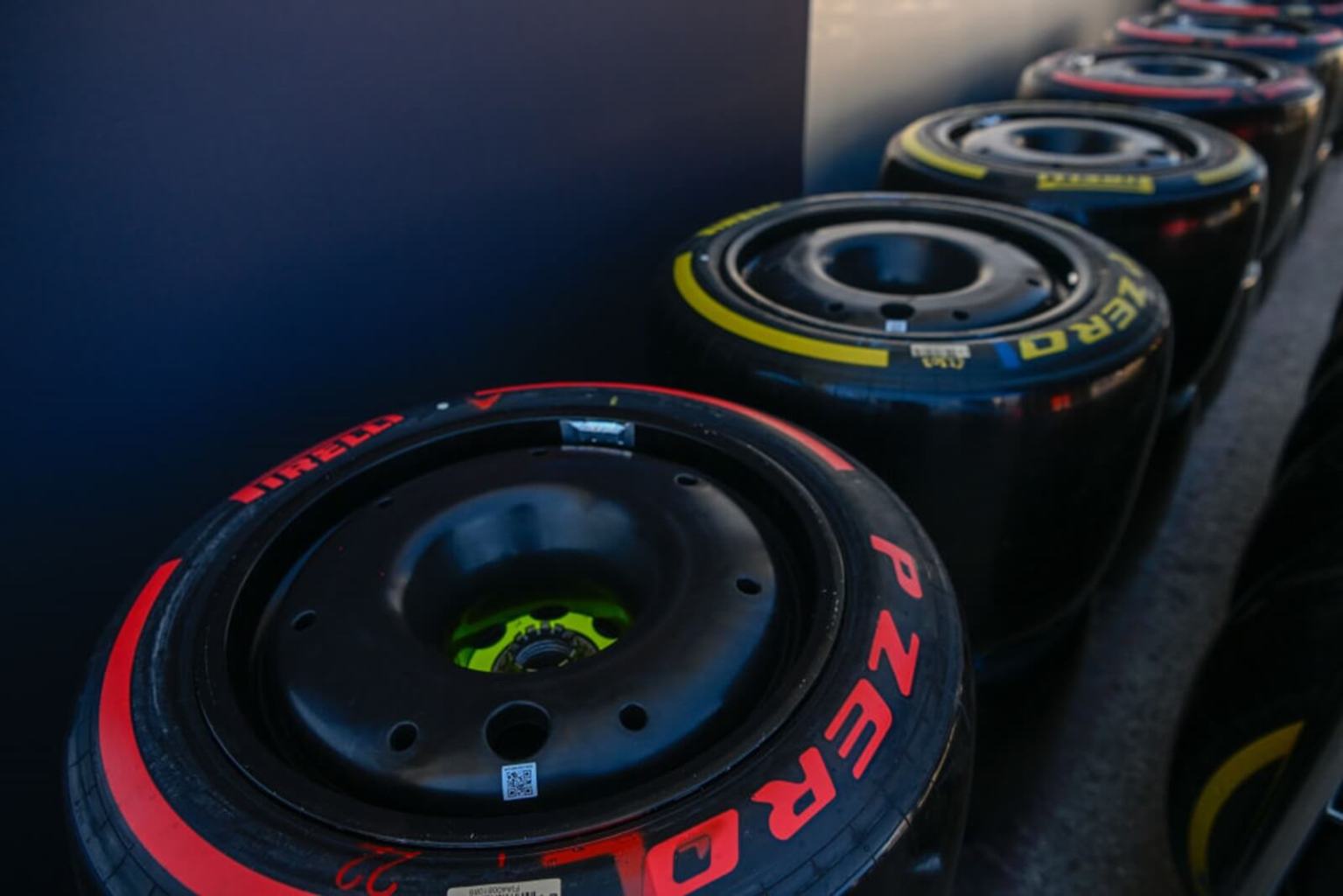 How Big Are F1 Tires?