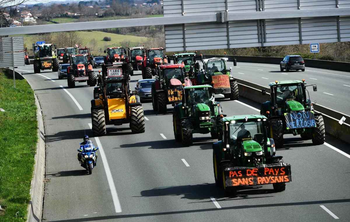 1 of the Most Popular Tractors Among Protesting Farmers in Europe Is ...
